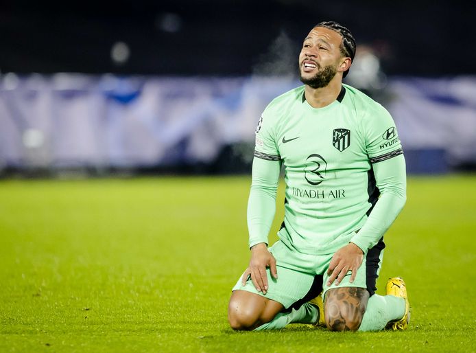 Is Memphis Depay door te veel spiermassa snel geblesseerd? ‘Ik zit ...
