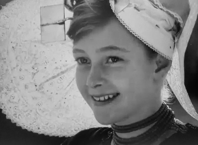 Zeeuws Meisje uit 1967 heeft nu een naam: Thea Jonker uit Egmond aan ...