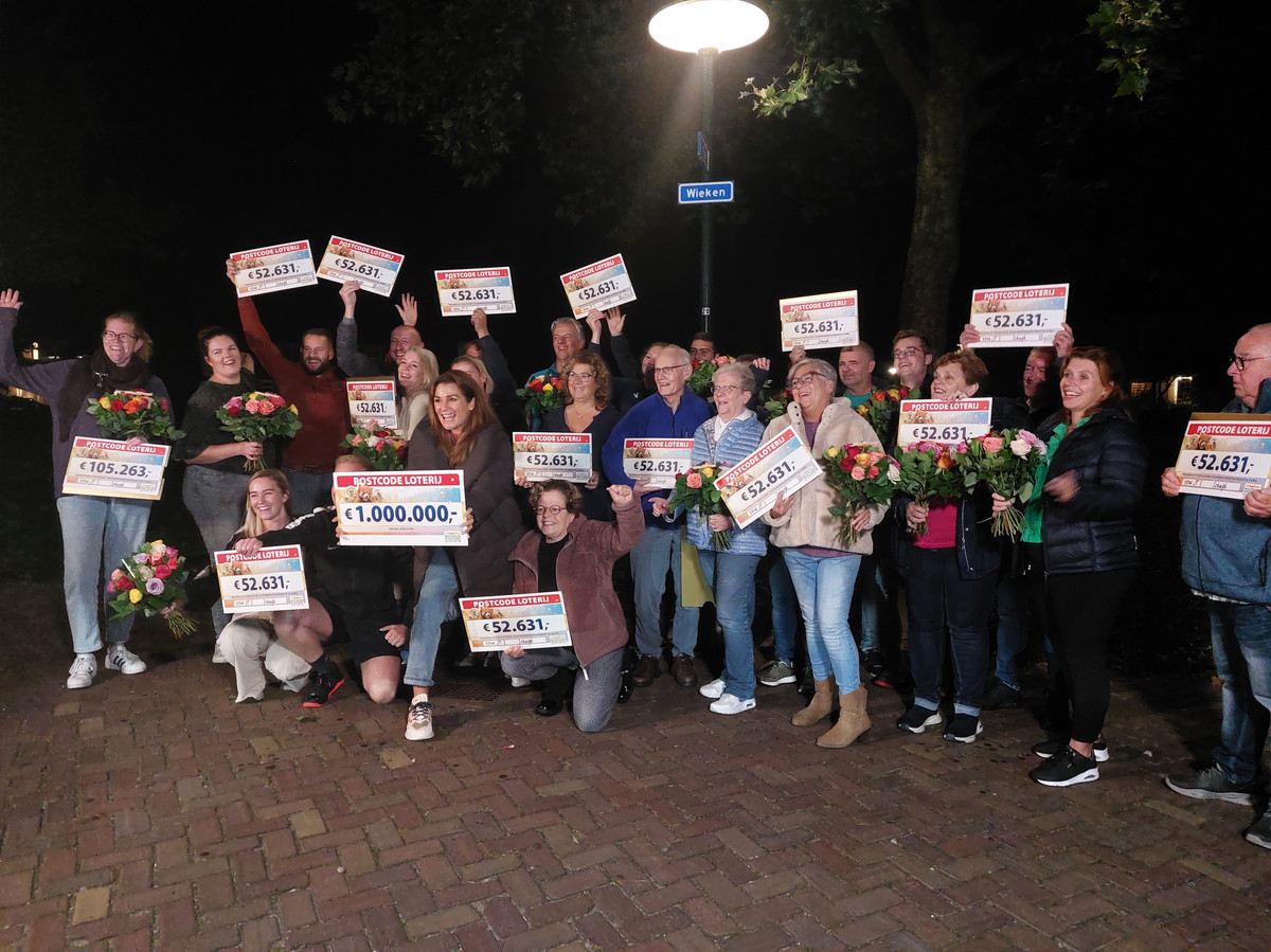 Groot feest in straat in Schaijk: in één klap 18 loterijwinnaars rijker ...