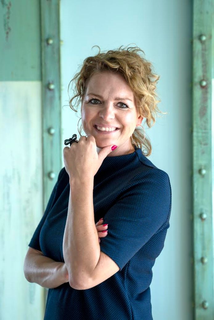 Maureen (43) heeft tien bankrekeningen: ‘Ik bespaar omdat ik overzicht ...