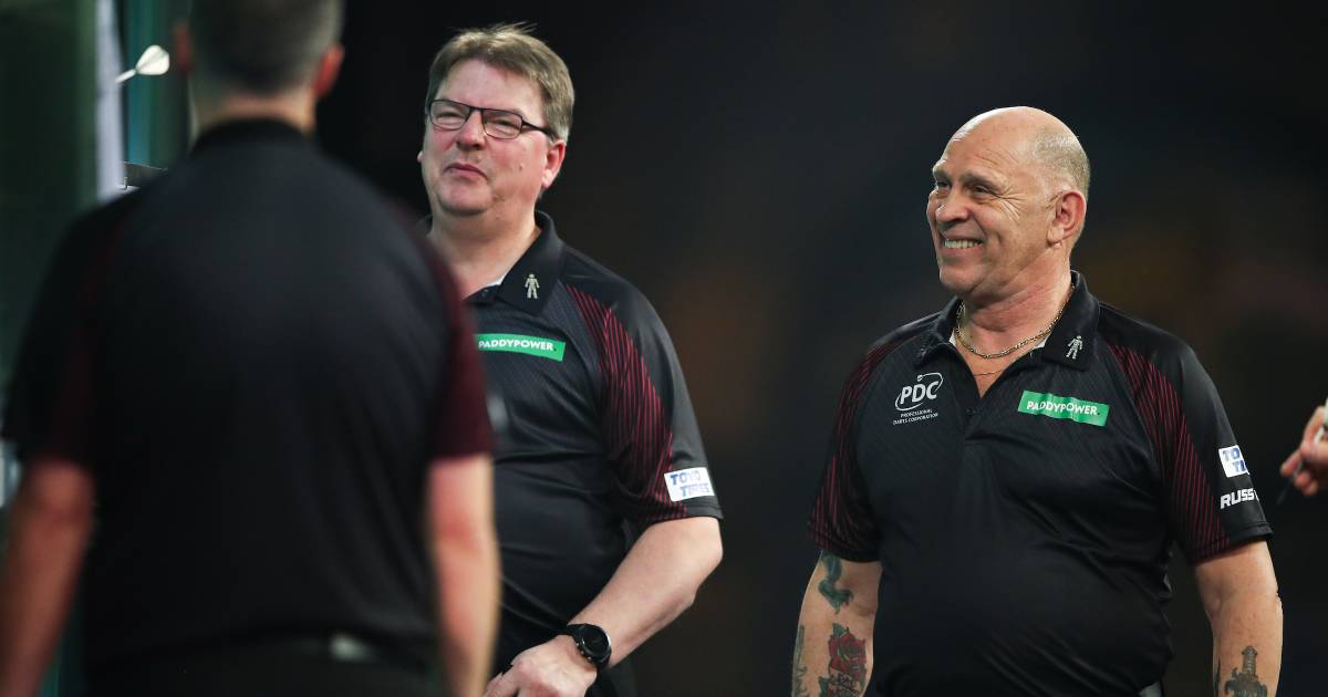 Afzwaaiend dartsicoon Russ Bray (66) verklapt mooiste ‘Nederlandse ...