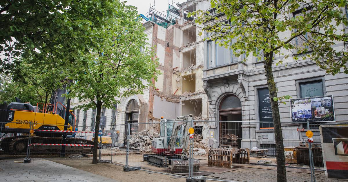 Herenhuis op Kouter wordt afgebroken voor nieuwbouwproject: voor het ...