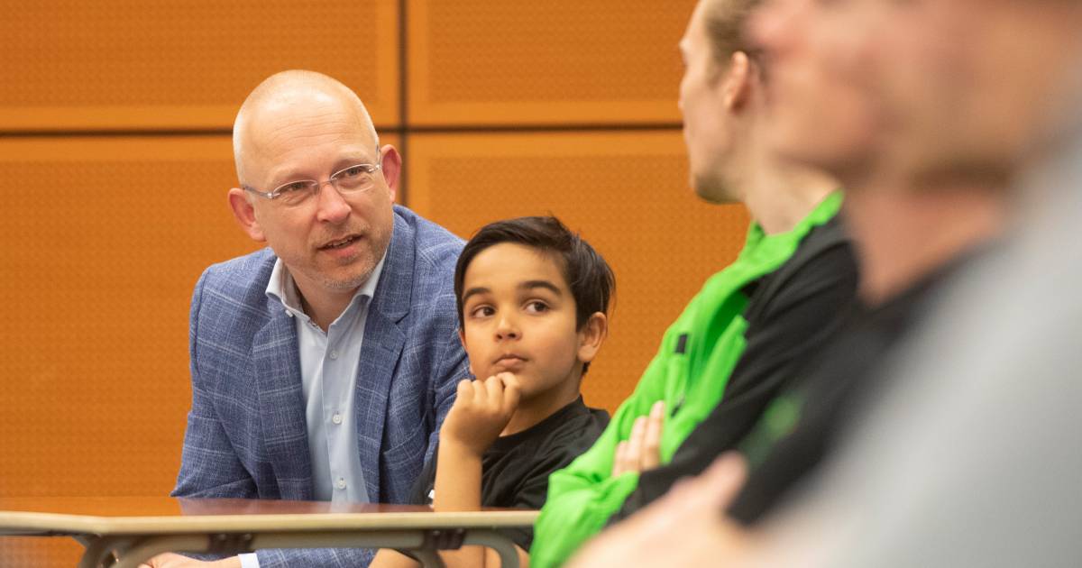 Broer overleden volleybaltrainer Olaf Ratterman diep geroerd bij ...