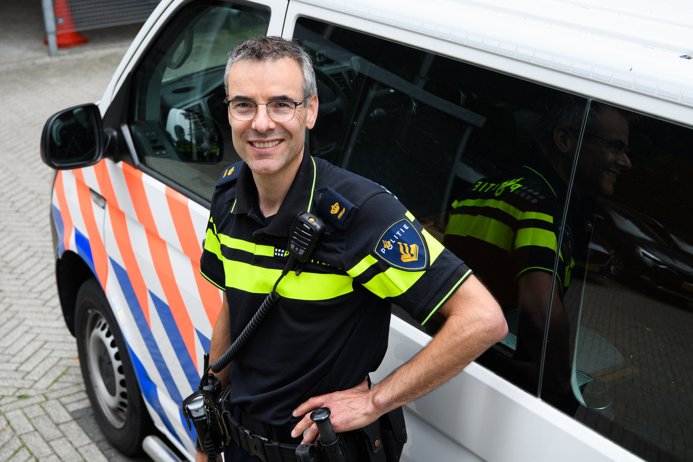 Deze man is de baas van de politie in De Baronie en had ook een rol bij ...