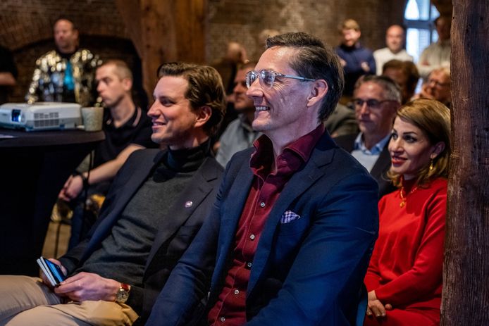 ‘Betrouwbare mensen en geen wappieverhalen’: JA21 wil machtsfactor ...