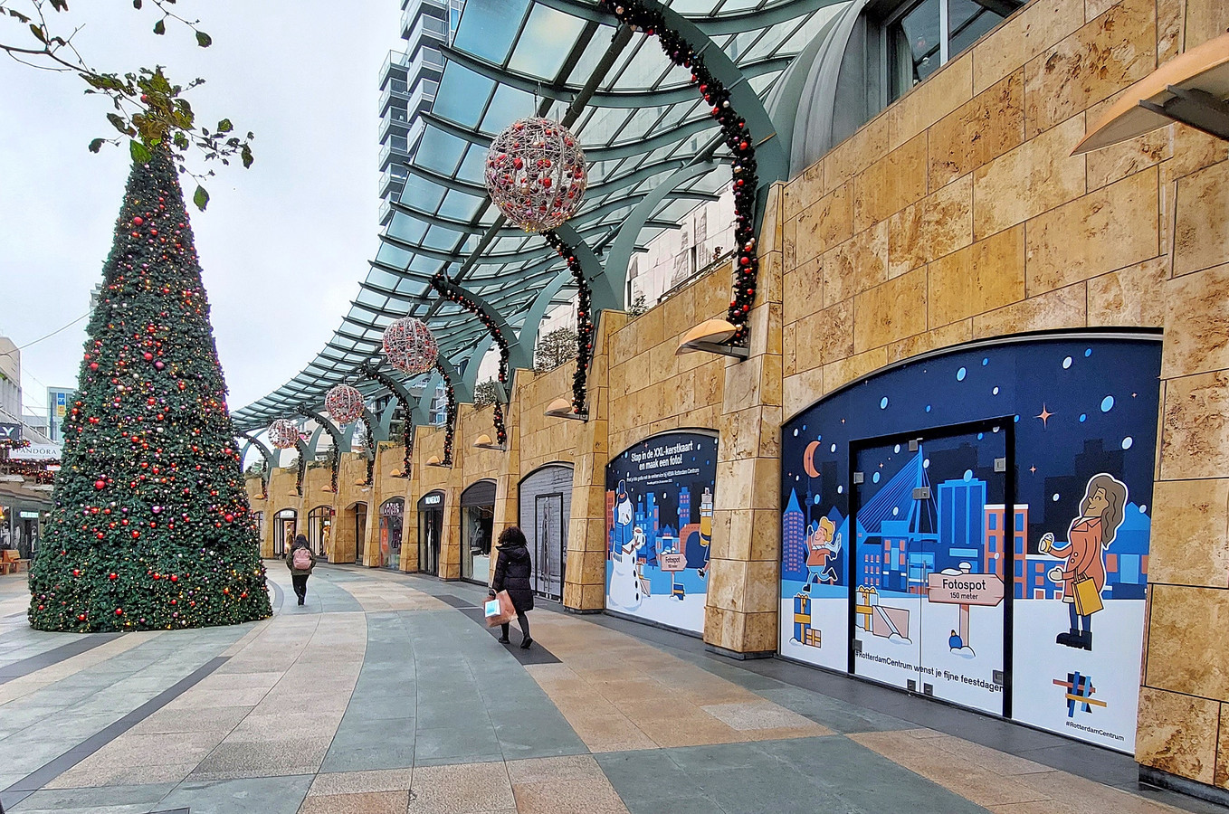 Lege winkels op de Lijnbaan en in de Koopgoot en dat is gek genoeg goed ...