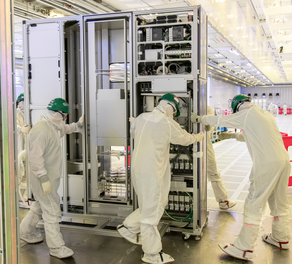 Intel gaat als eerste in Europa chips maken met EUV-machines van ASML | Foto | bd.nl