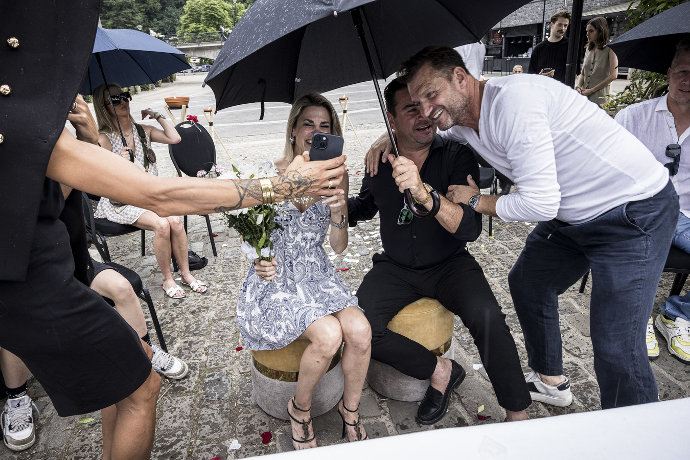 IN BEELD. Tanja Dexters in intieme kring getrouwd met haar partner ...