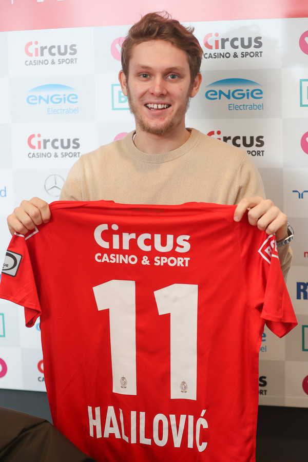 Nieuwkomer Halilovic was onder de indruk van fans: "Standard is de ...