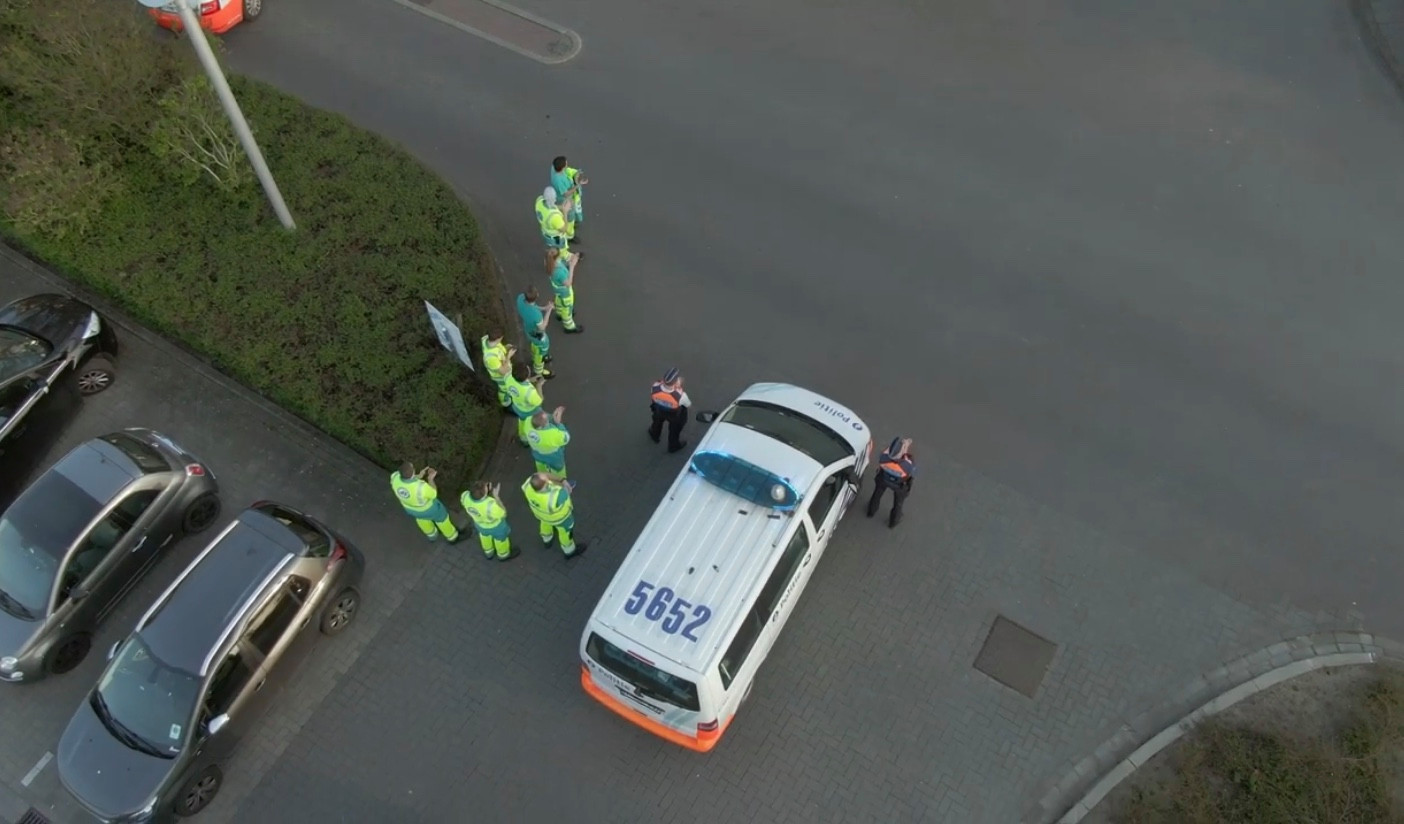 Emotioneel eerbetoon van politiezone Rupel aan zorgverleners van AZ ...