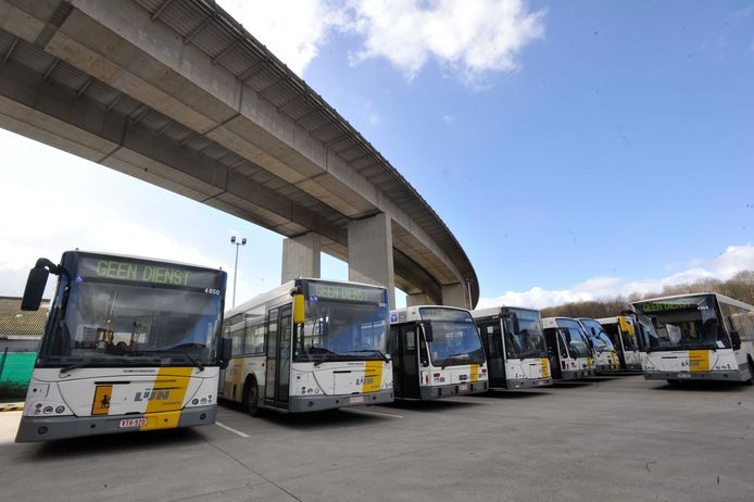 “Oude bussen MIVB en De Lijn dringend vervangen door elektrische ...