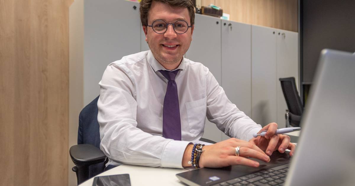 David Coppens (N-VA) wil ‘kabelgoottegels’ in Aalst: “Zo kan je ...