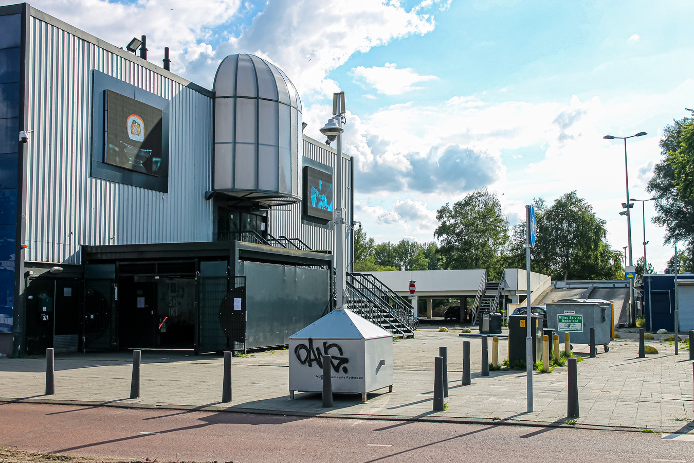 Hoe Ibrahim Y. jarenlang de grootste club van Rotterdam kon runnen: ‘Ze ...