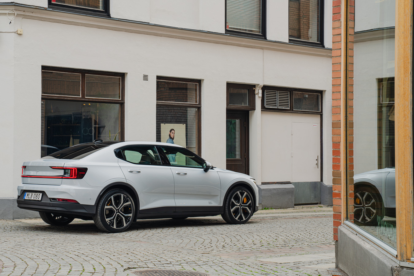 Test nieuw elektrisch automerk Polestar in Kortrijk, met start en ...