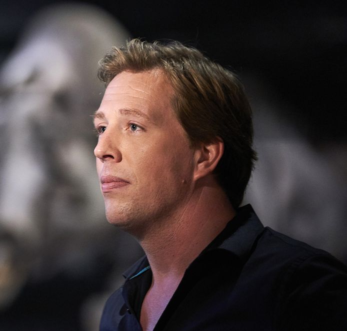 Freek Vonk heeft babynieuws: veelbesproken larve is nu een vlieg | Show ...