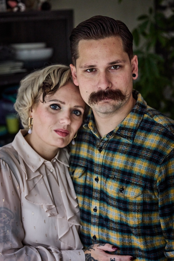 Oom Simon en tante Lisa nemen vier nichtjes op in gezin: ‘In paar jaar ...