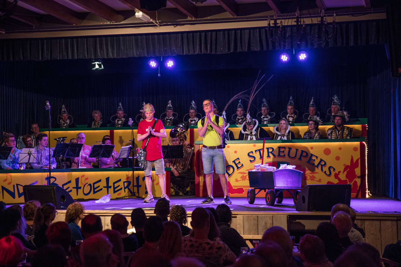 Een lach en een traan bij De Streupers in De Rips | Foto | AD.nl