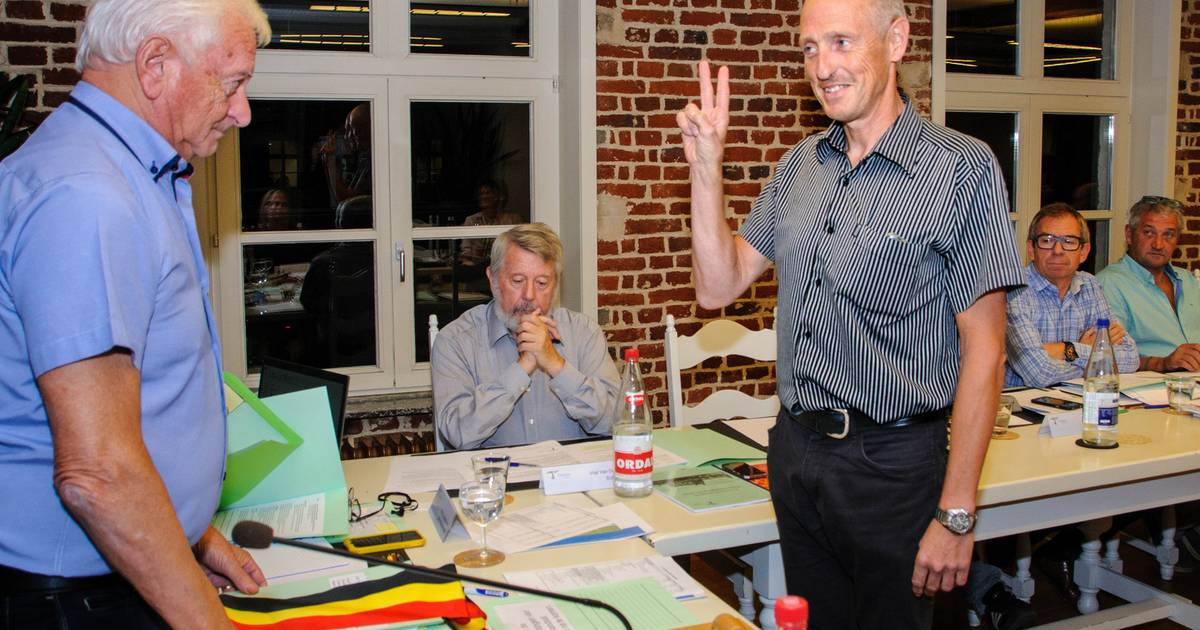 Marc Verlinden legt eed af als nieuwe schepen | Tremelo | hln.be