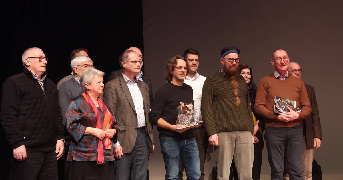 Gemeente reikt Cultuurprijs en Zilveren Pluim uit | Lebbeke | hln.be