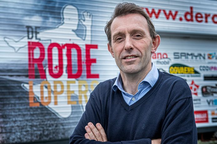 Geert (50) loopt marathon in élk land van de Europese Unie: “Nog zeven ...