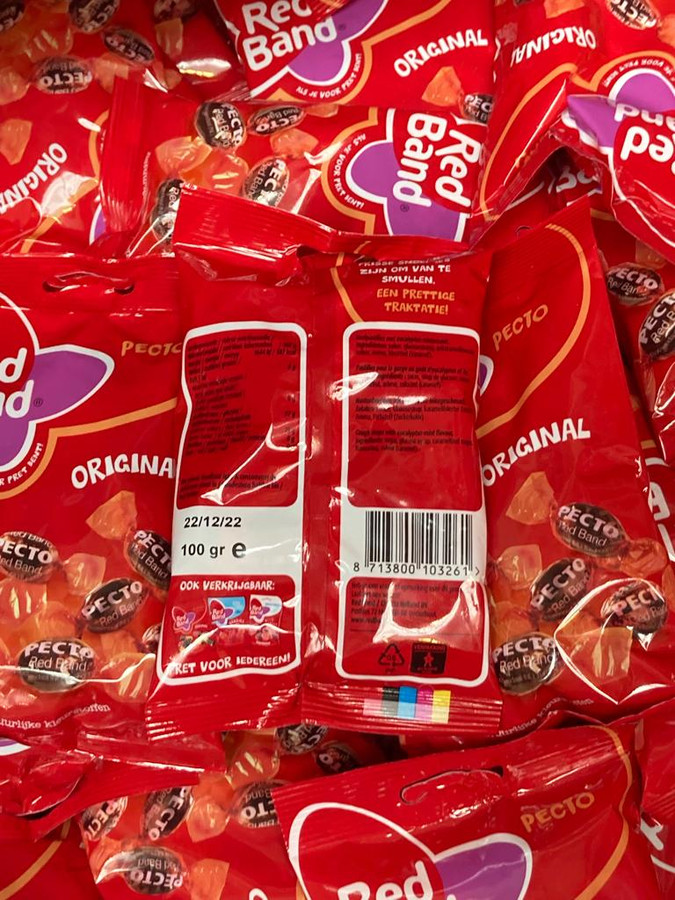 Deze nieuwe winkel verkoopt producten die over de datum zijn: ‘Klanten ...