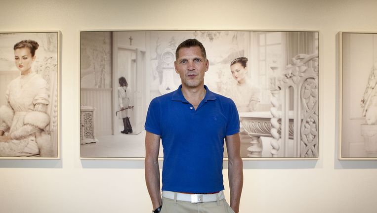 Kiss-in Erwin Olaf goed voor 100 kussende mensen | Het Parool