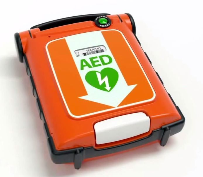 Ternatse verenigingen kunnen voortaan AED-toestel lenen tijdens ...