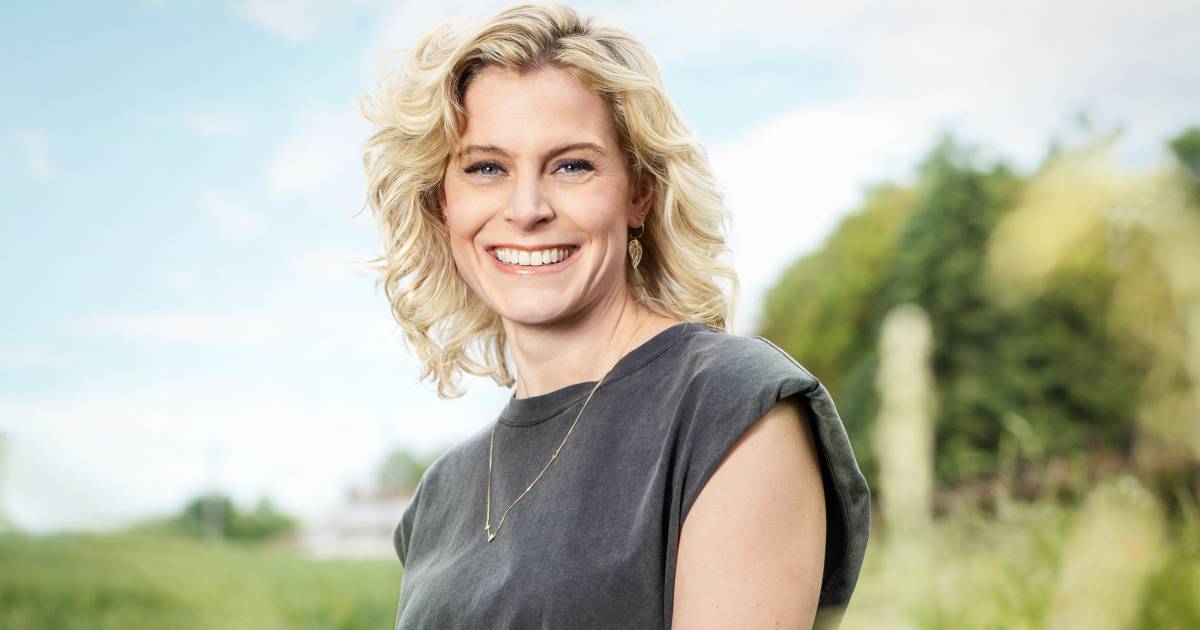 Maak nu al kennis met de nieuwe boeren en boerin van ‘Boer zkt vrouw’: “Door de week is hij de ...