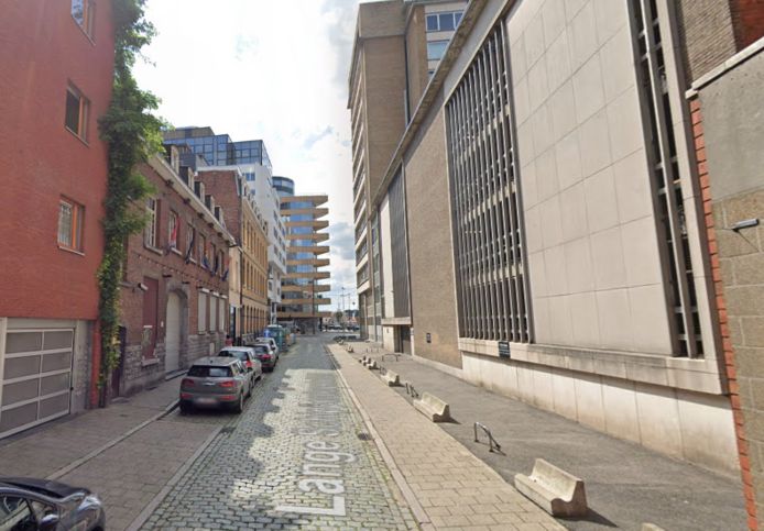 Lange Schipperskapelstraat krijgt nieuwe kasseien | Antwerpen | hln.be