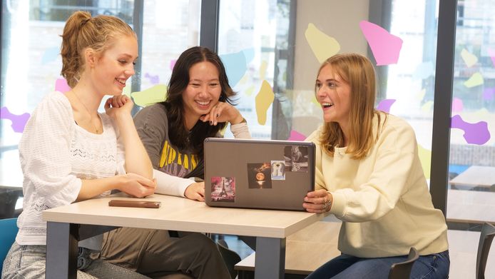 Op deze school krijgen leerlingen meer ruimte om hun eigen leerproces ...