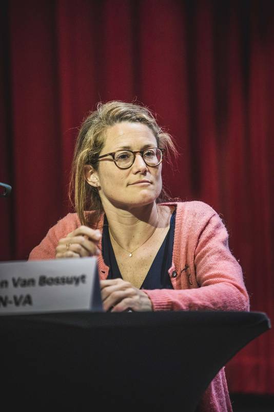 Anneleen Van Bossuyt (N-VA) na het 'uitlach-debat': "Is kijken naar ...