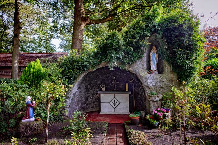 Op zoek naar Bernadette in alle Lourdesgrotten van Brabant | Brabant | bd.nl