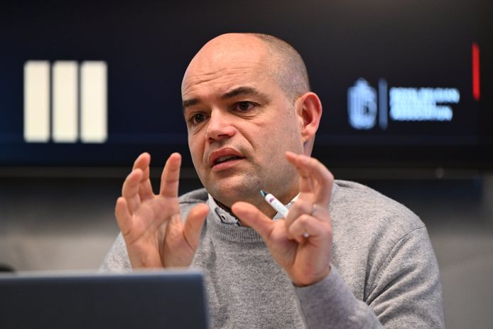 Peter Willems, die al waakt over arbitrage, wordt nu ook directeur ...