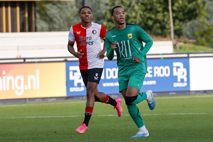 SC Feyenoord wint broedertwisten, Poortugaal knokt zich terug: lees ...