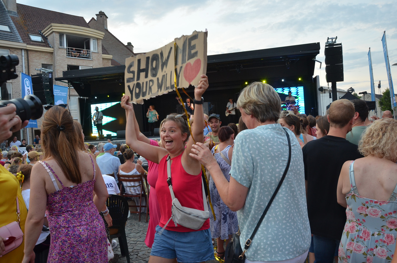 Vlaanderen Feest-festiviteiten met bekende namen zoals Willy Sommers ...
