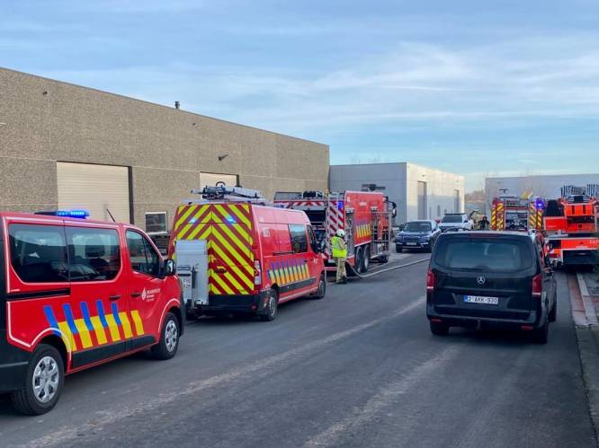 Eerste asielzoekers komen aan in voormalige Ieperse kazerne: “Heel ...