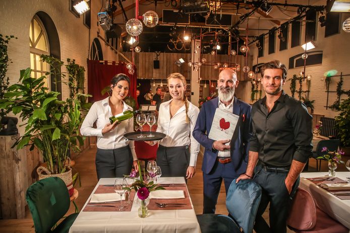 Inschrijvingen voor nieuw seizoen ‘First Dates’ geopend | TV | hln.be