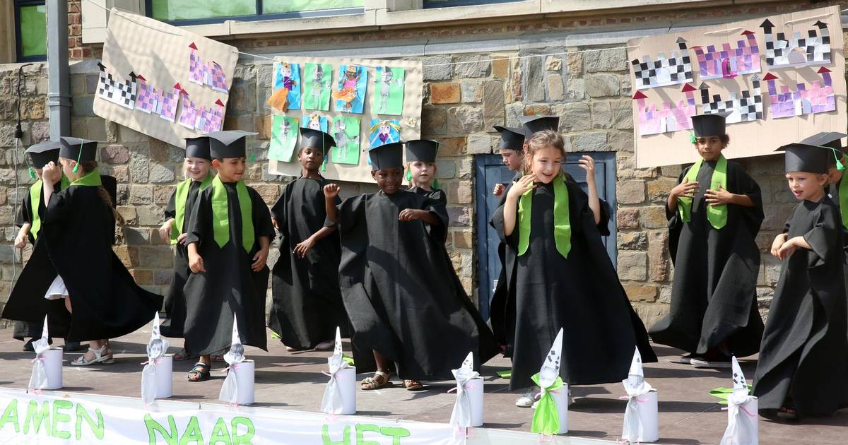Kleutertjes De Springveer bouwen nog een laatste feestje | Beersel | hln.be