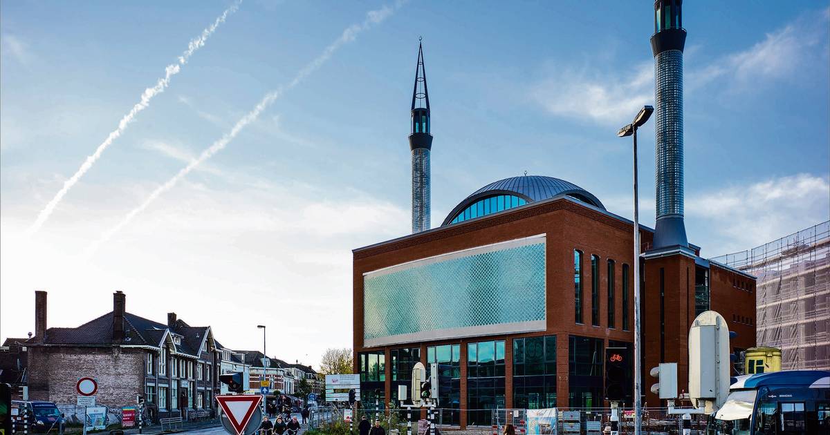 Utrechter was psychotisch toen hij in moskee riep: ‘Alle Turken zijn ...