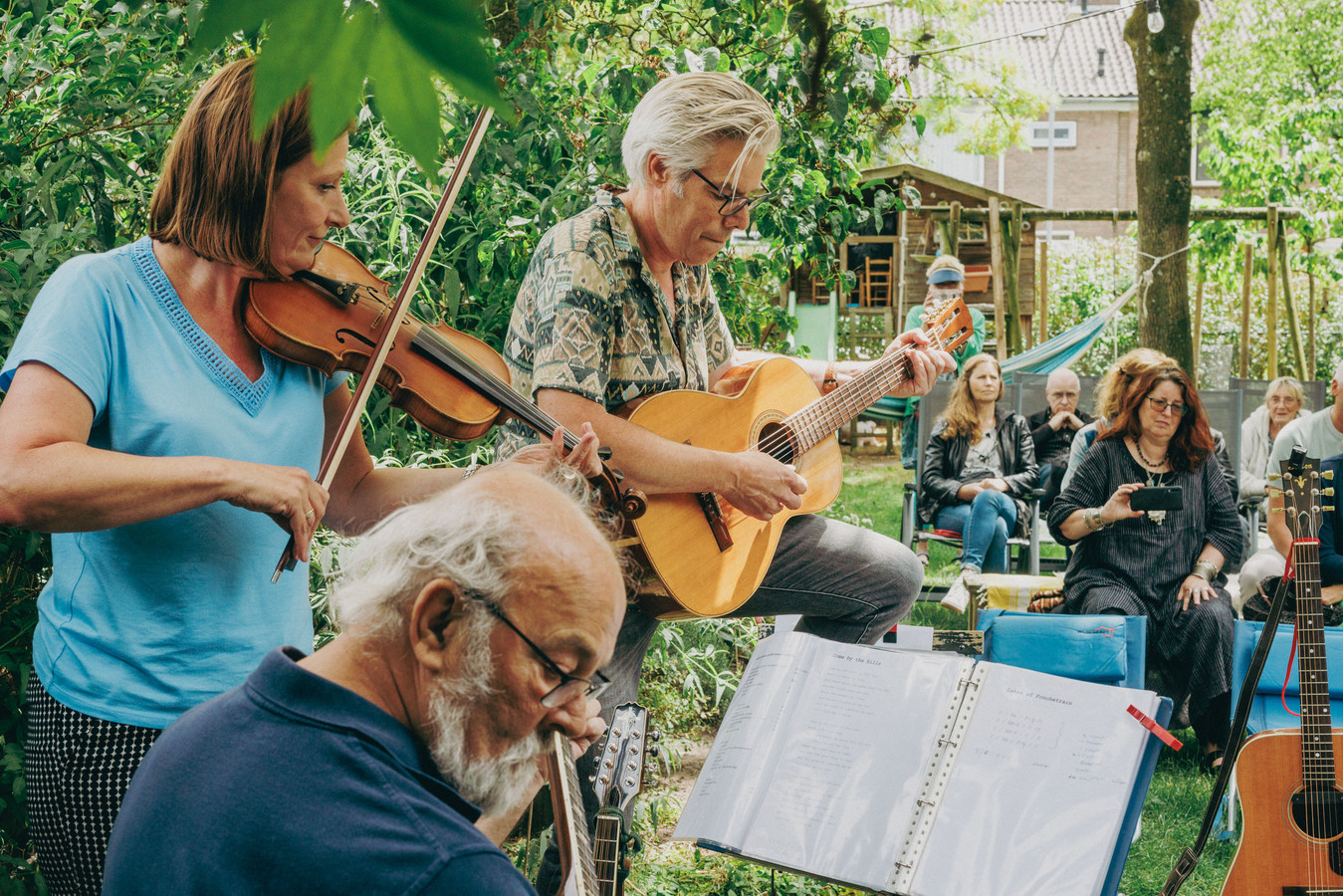 Eerste keer Gluren bij de Buren in Roosendaal | Foto | AD.nl
