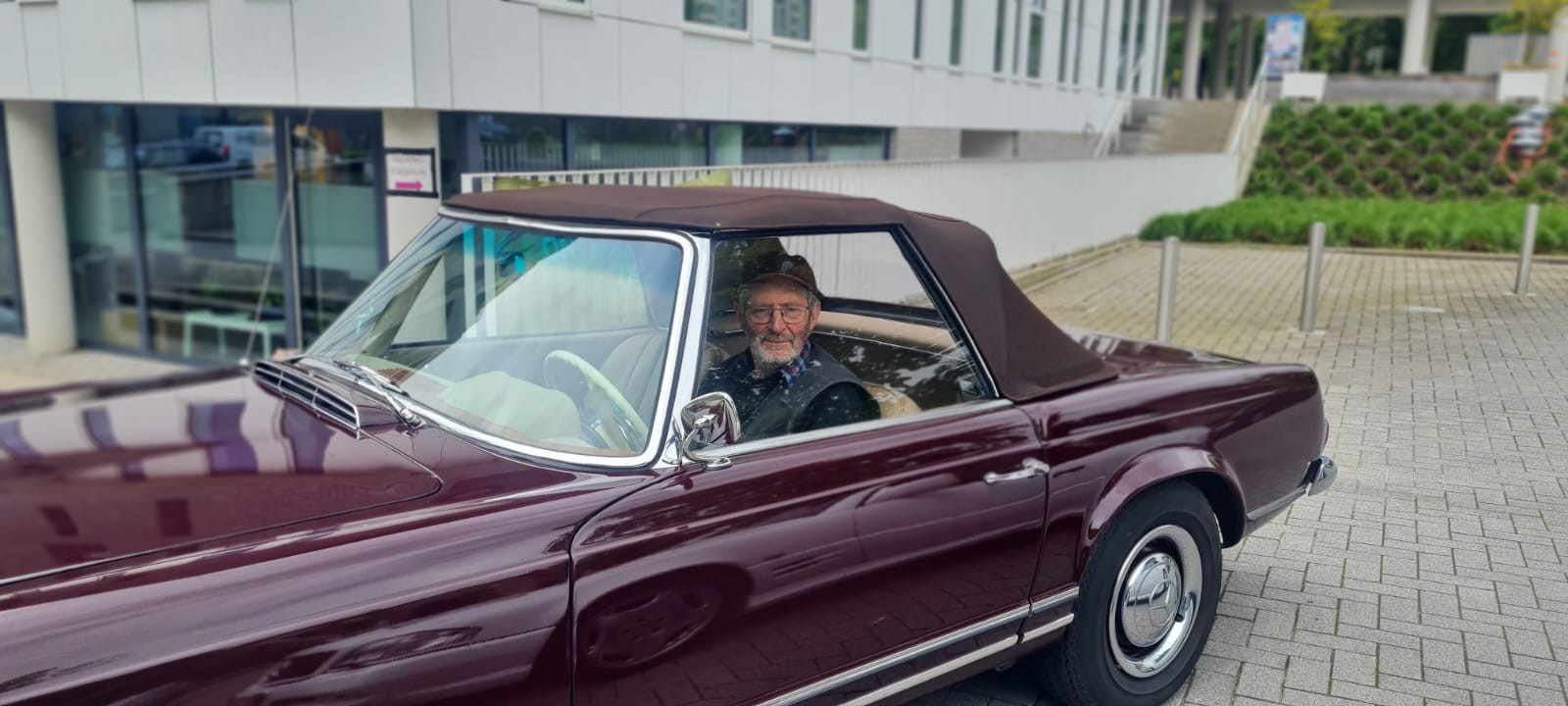 Unieke Mercedes uit jaren 60 gestolen tijdens uitstapje van ...