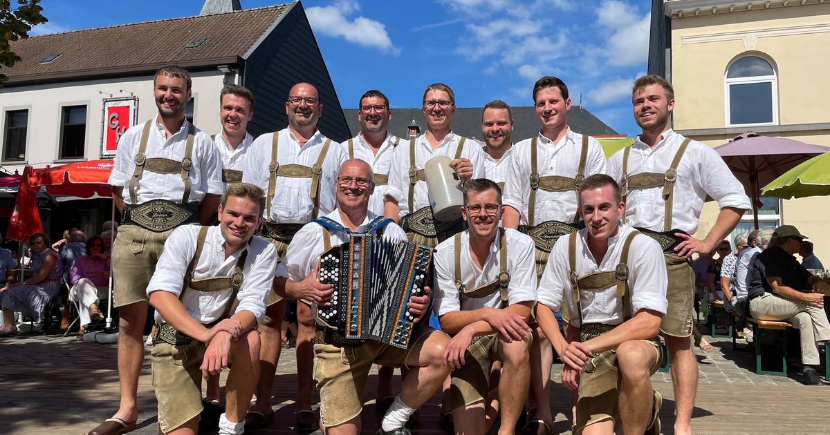 Zwijnaarde maakt kennis met ‘Schuhplattler’: Oostenrijkers te gast voor ...