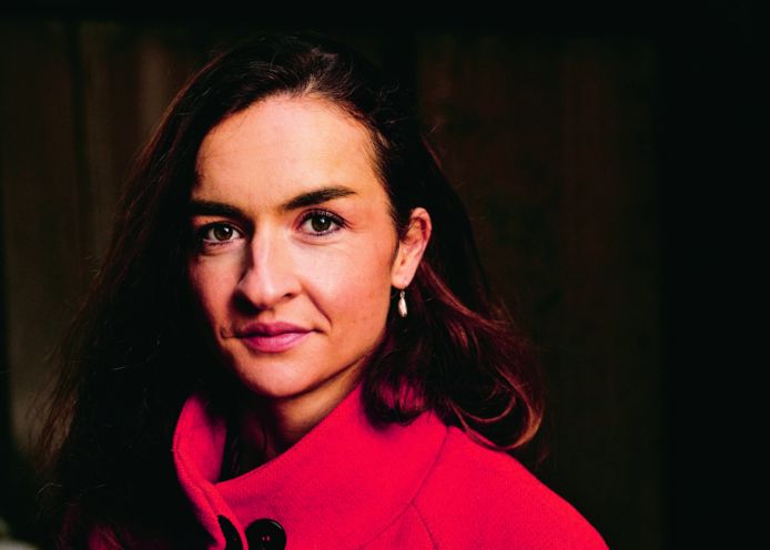 Tess Uytterhoeven beantwoordt eerlijk 9 stoute vragen. “Na mijn eerste ...