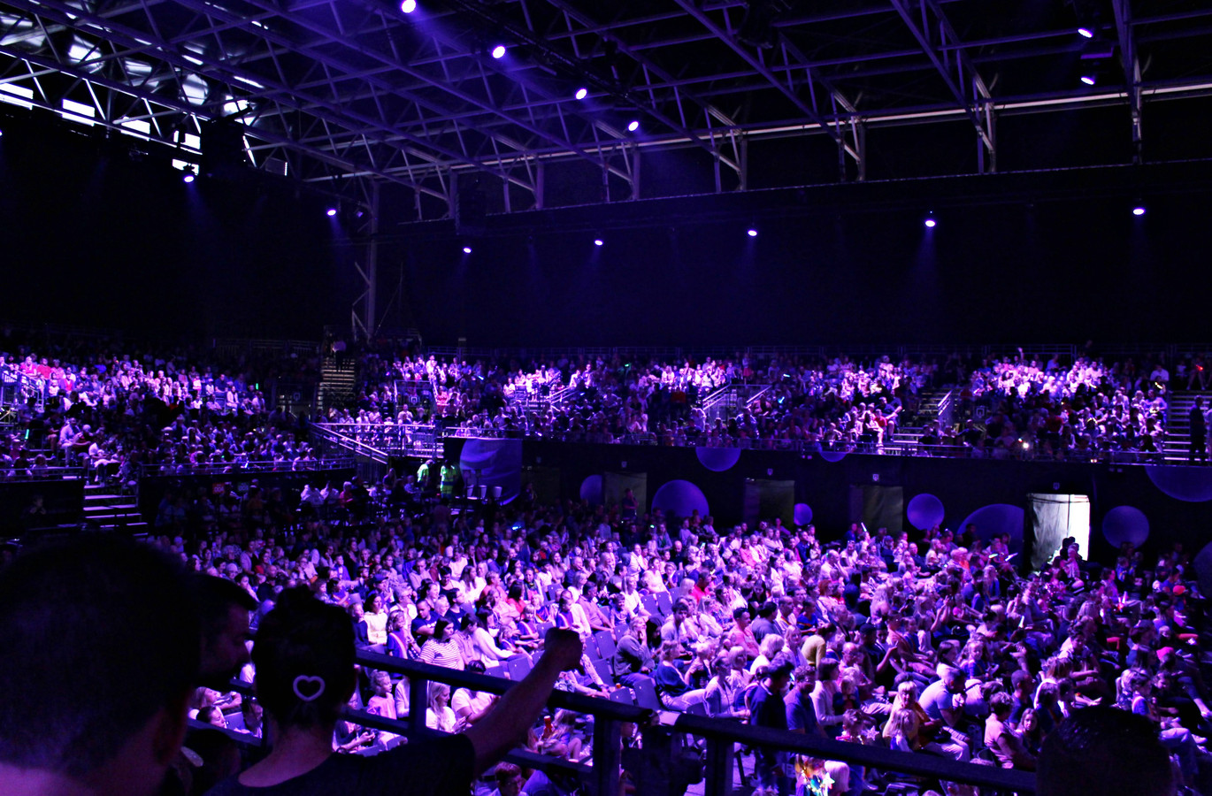 K3 geven in Proximus Pop-up Arena grootste show van deze zomer | Foto ...