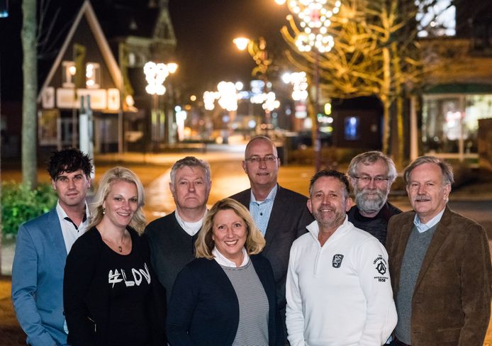 Dorpsraad Vriezenveen staat er slecht op, inwoners ‘minder bekend’ met ...