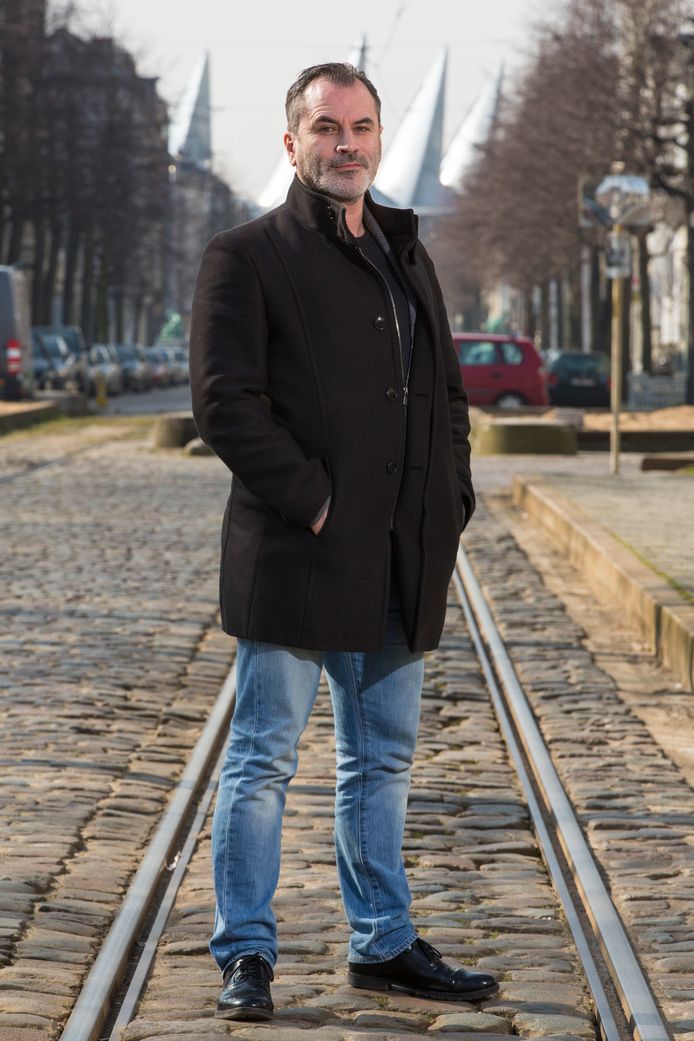 "Hij deelde niet alleen beelden, hij maakte ze ook”: Guy Van Sande ...