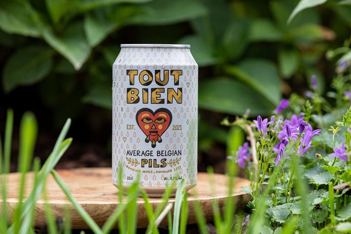 Onze biersommelier proeft het bier van internetfenomeen Average Rob ...