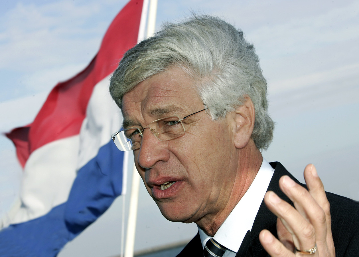Oud-korpschef Wiarda overleden | Foto | AD.nl