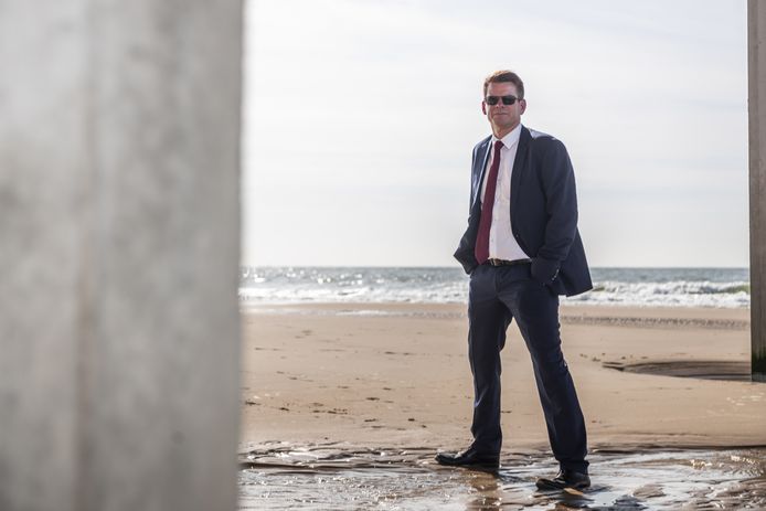 De zomer van weerman David Dehenauw: “Zwemmen doe ik alleen als er ...