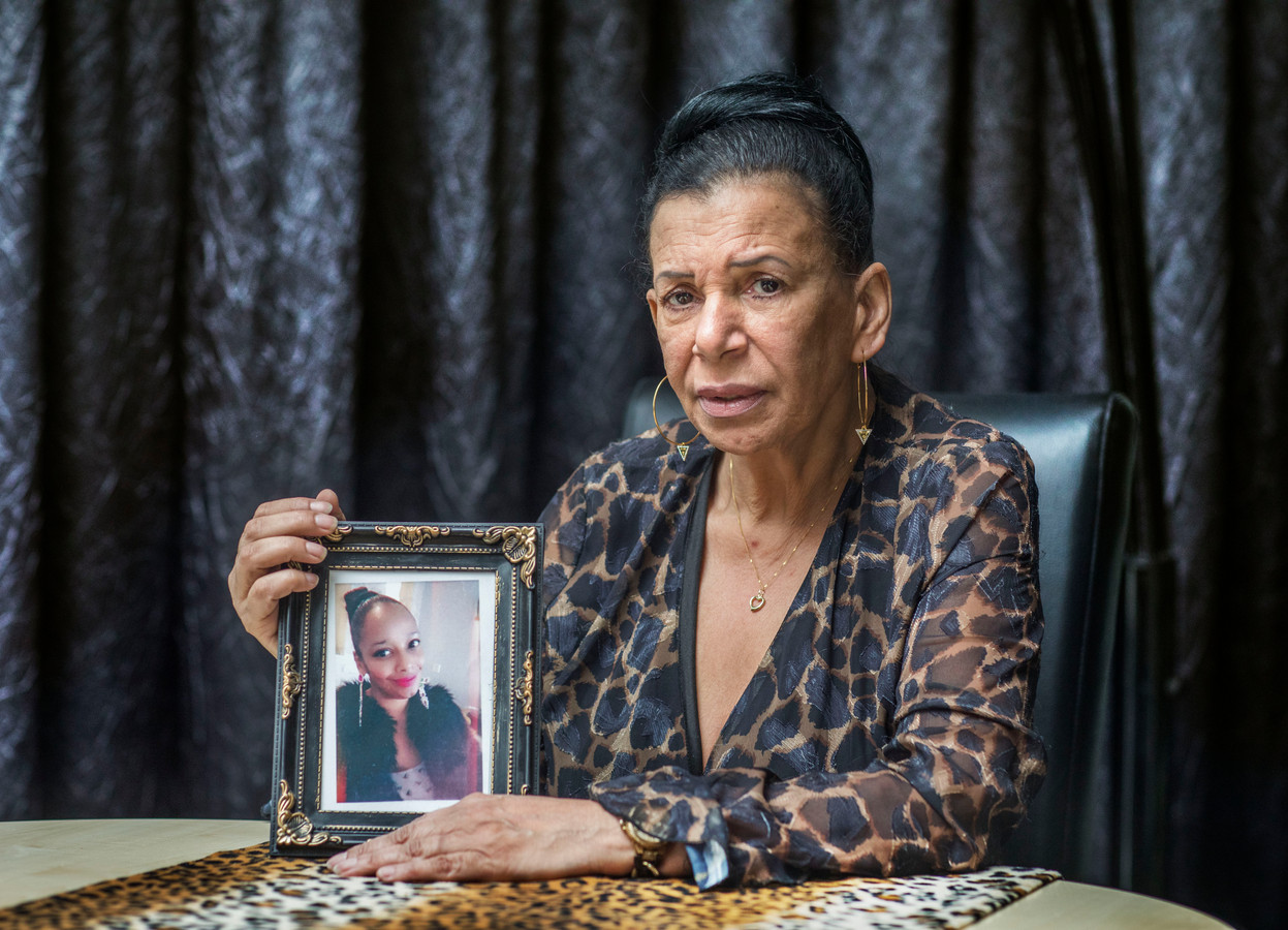 Cosmetisch drama in Turkije: vier Nederlandse vrouwen met ernstige ...